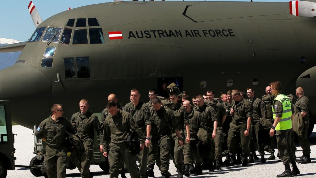 NATO breaks partnership deadlock over Turkey-Austria dispute | Euractiv