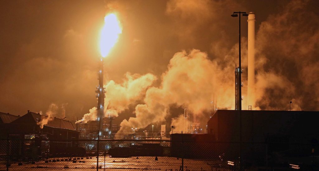 Fire at Dutch refinery reveals Europe's dependence on imported diesel ...
