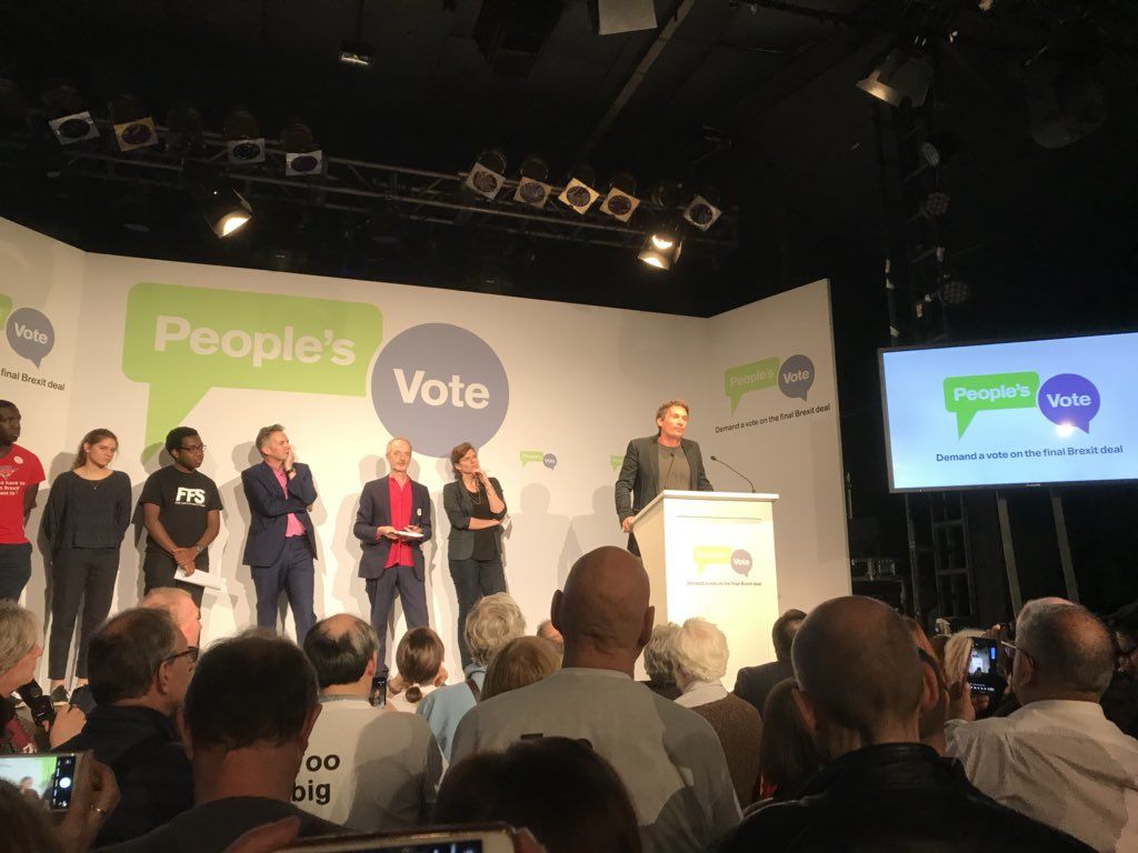 MPs, celebrities call for 'People's vote' on Brexit | Euractiv