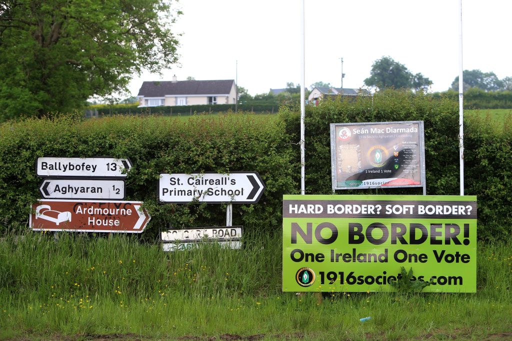 What's holding up Brexit talks? The Irish border issue explained | Euractiv