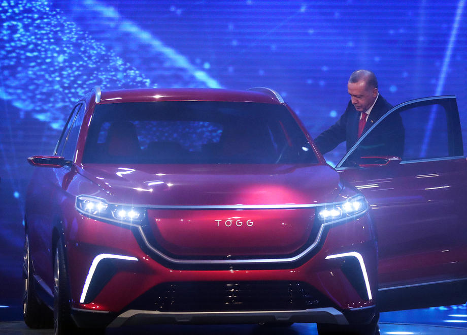 Turkey debuts home-made electric car | Euractiv