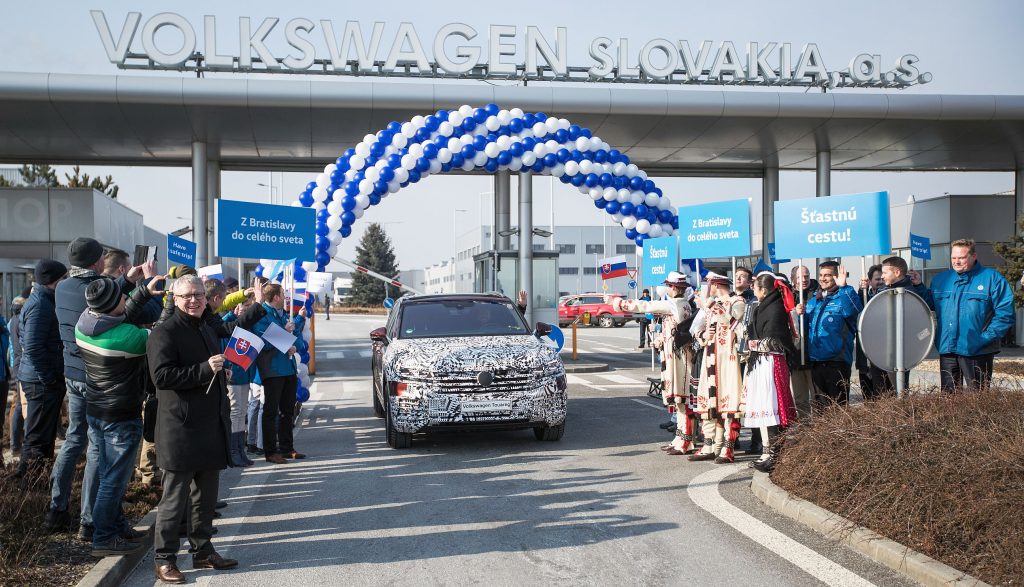 Slovakia struggles to keep pace with rapidly transforming car sector ...