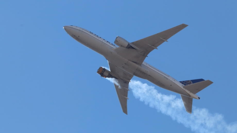 Boeing grounds 777s after engine fire | Euractiv