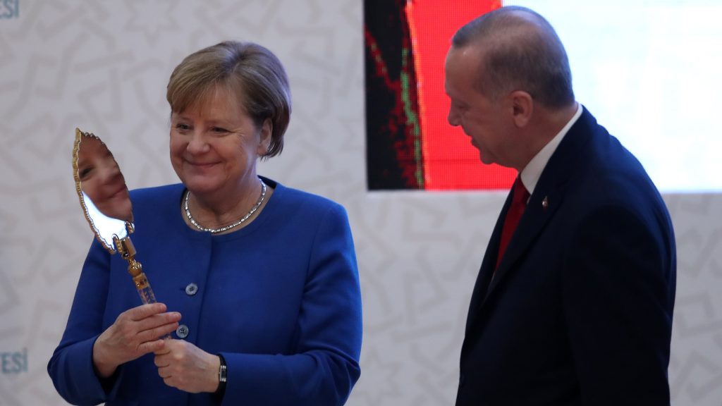 Erdogan tells Merkel he wants Turkey-EU summit by July | Euractiv