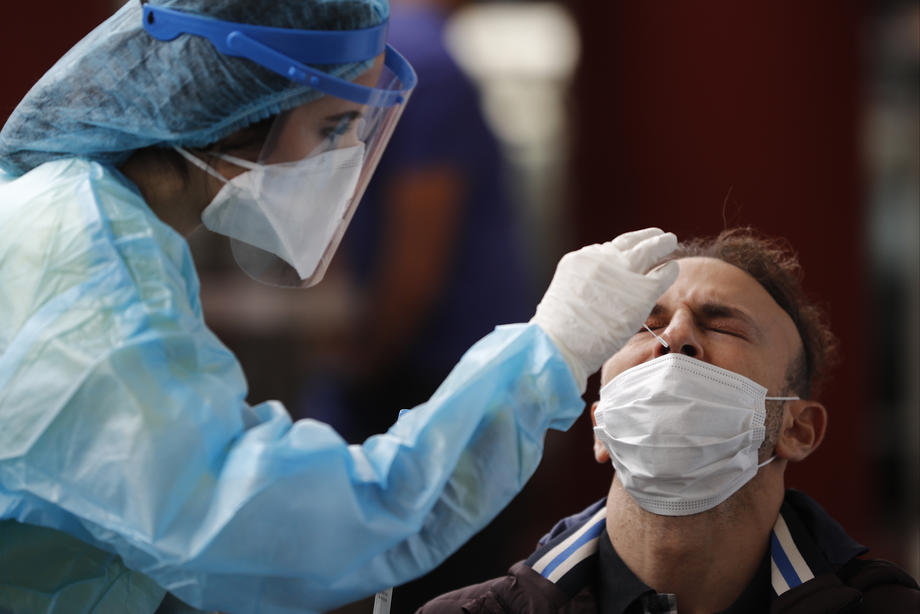 Greece to provide free COVID-19 tests in April | Euractiv