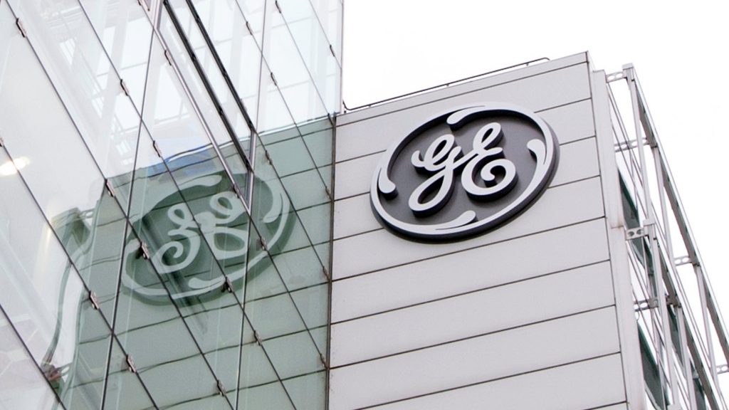 GE eyes 100% hydrogen-fuelled power plants by 2030 | Euractiv