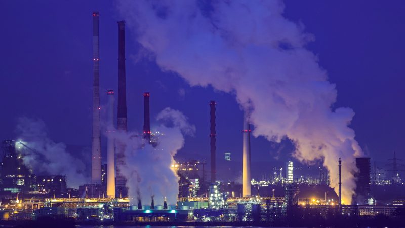 EU industry shuns carbon border levy, calls for export rebates | Euractiv