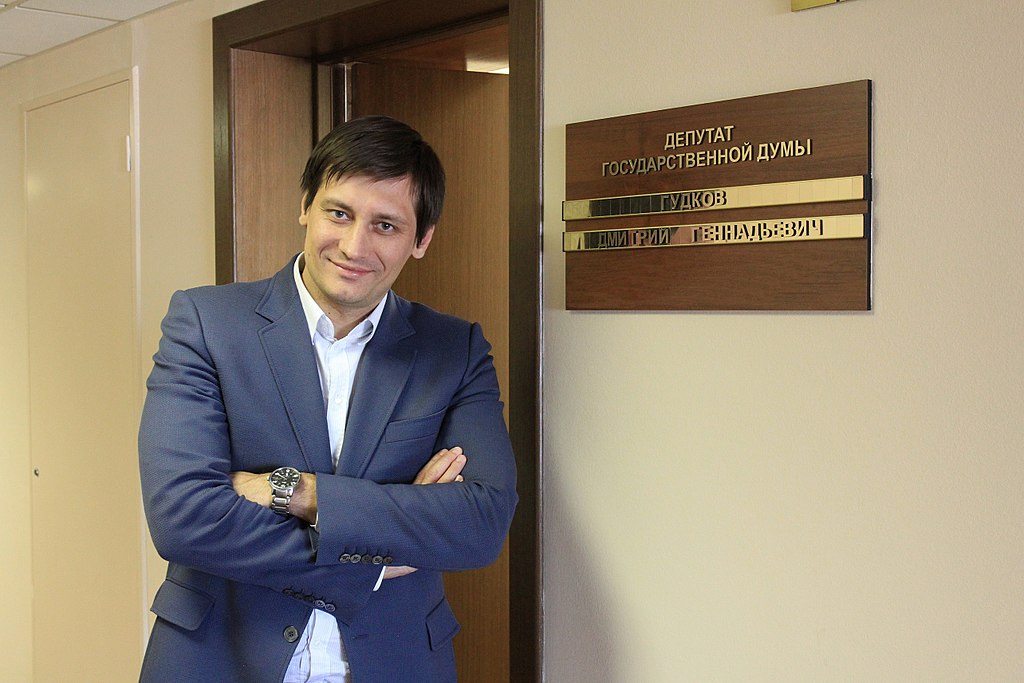 Kremlin critic Dmitry Gudkov detained, EU warns of ‘shrinking space ...