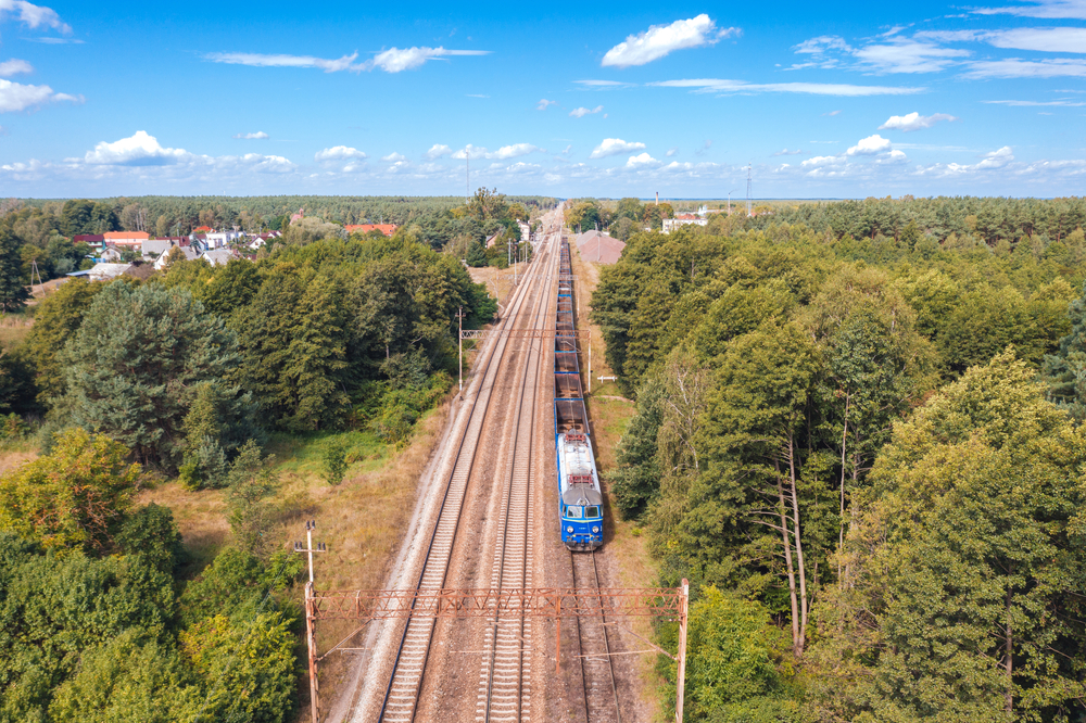 Poland and Spain sign agreement to develop Polish high-speed rail ...