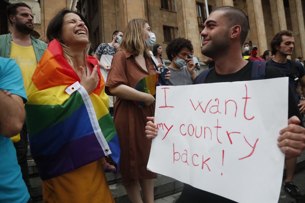 Thousands rally in Georgia to protest anti-LGBTQ violence | Euractiv