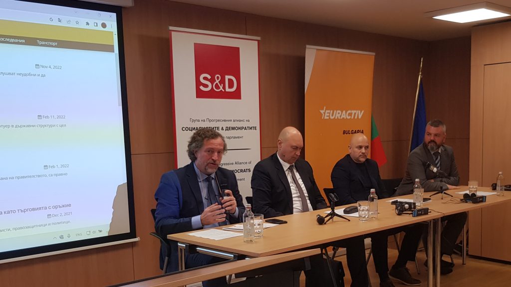 Experts: EU regulation of spy software needed, but unlikely | Euractiv