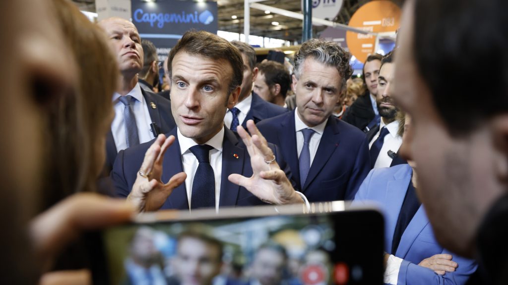 France and Ireland see 'window' to resolve post-Brexit dispute with UK ...