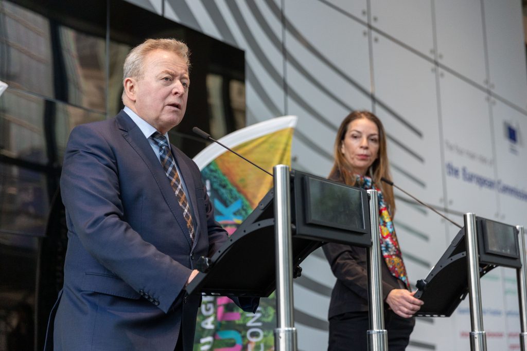 Commission dismisses stall on Dutch CAP plan amid environmental doubts ...