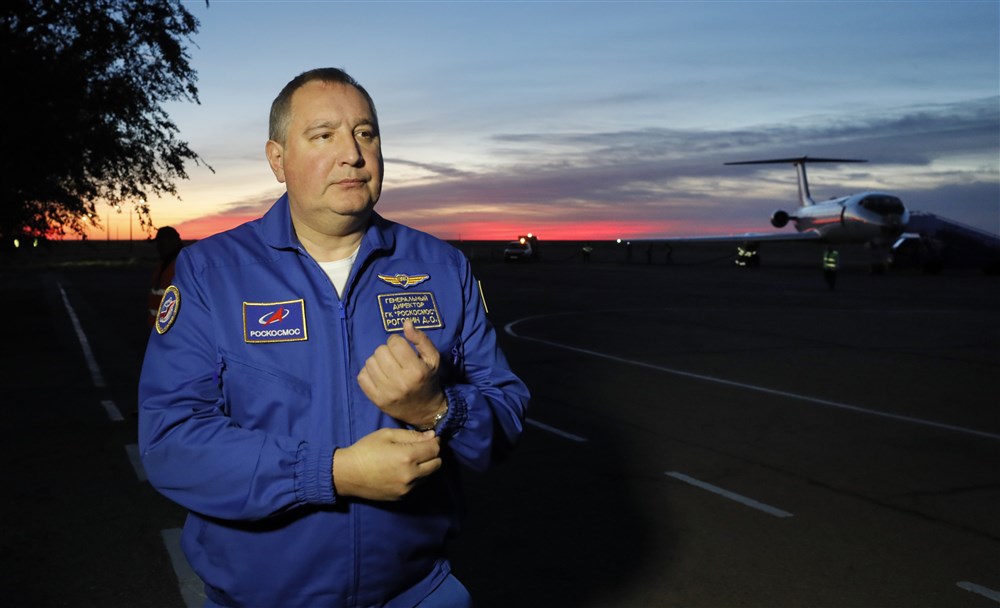 Ukraine shelling attack injures Rogozin in Donetsk | Euractiv