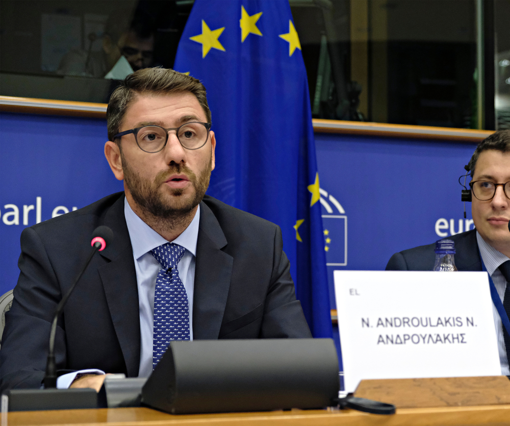 Greek MEP takes wiretapping scandal to EU court | Euractiv
