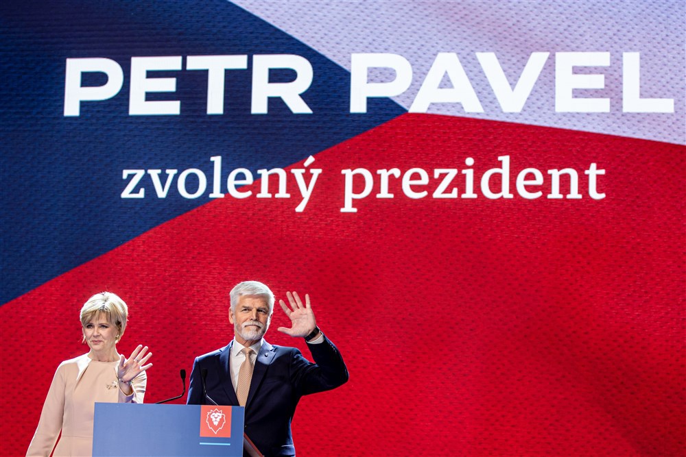 Polish politicians congratulate new Czech president | Euractiv