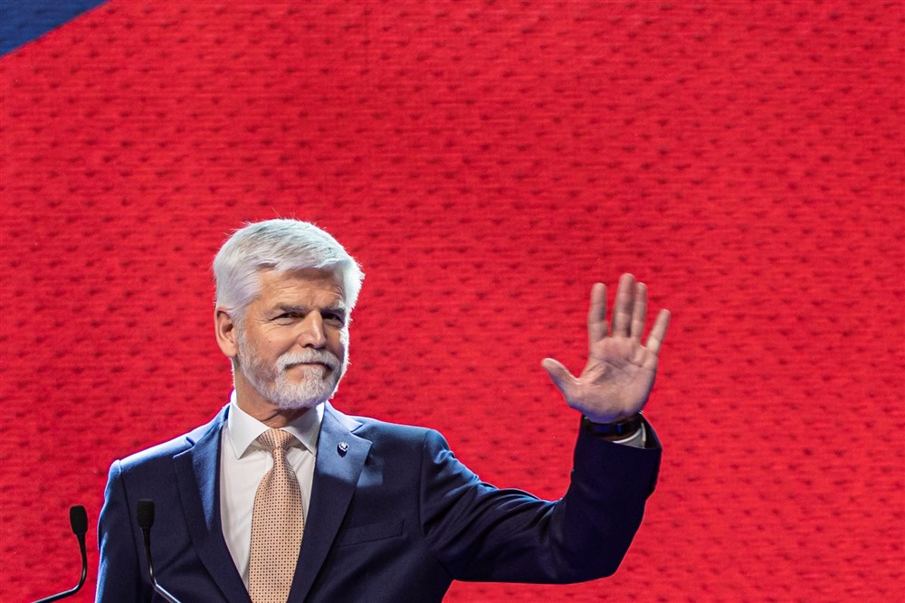 New Czech President Pavel to end international isolation | Euractiv