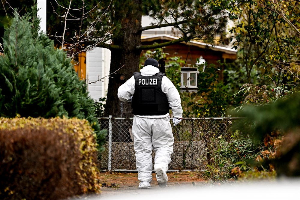 Police officer shot during raids in German Reichsbuerger probe | Euractiv
