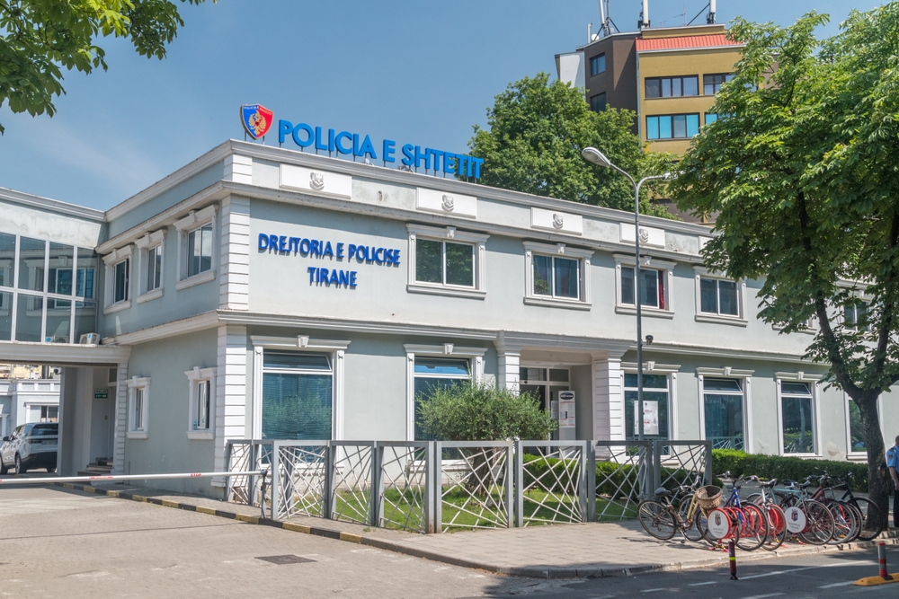 Albanian police put up €100,000 reward over TV station shooting | Euractiv