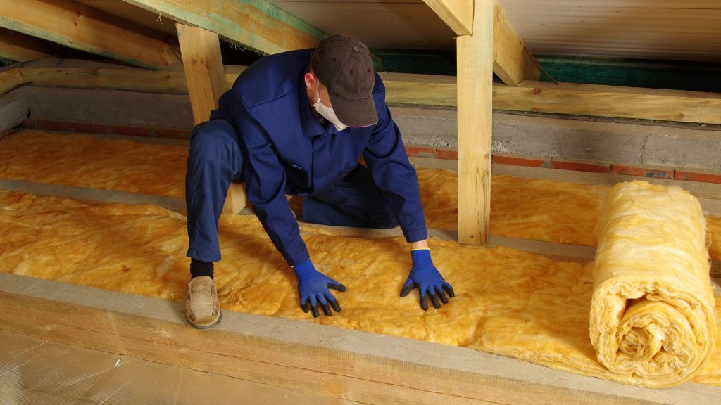 Renovation rates in Germany collapse amid spiralling costs | Euractiv