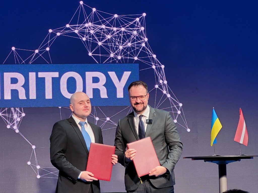 Latvia gets front row in rebuilding Ukraine's telecom infrastructure ...