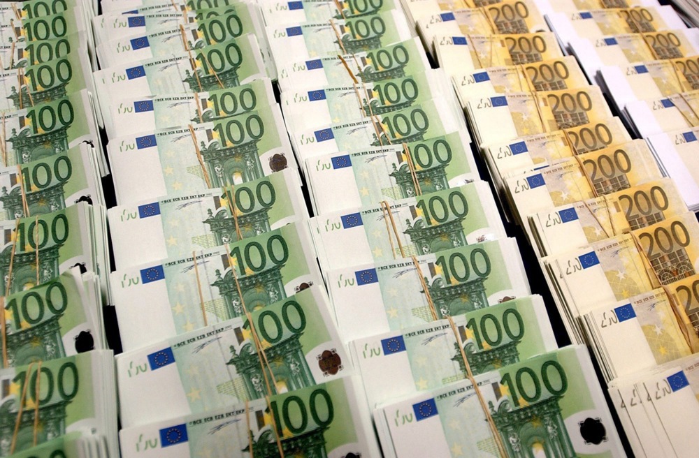Western banks warn of risks in EU plan to grab Russian assets | Euractiv