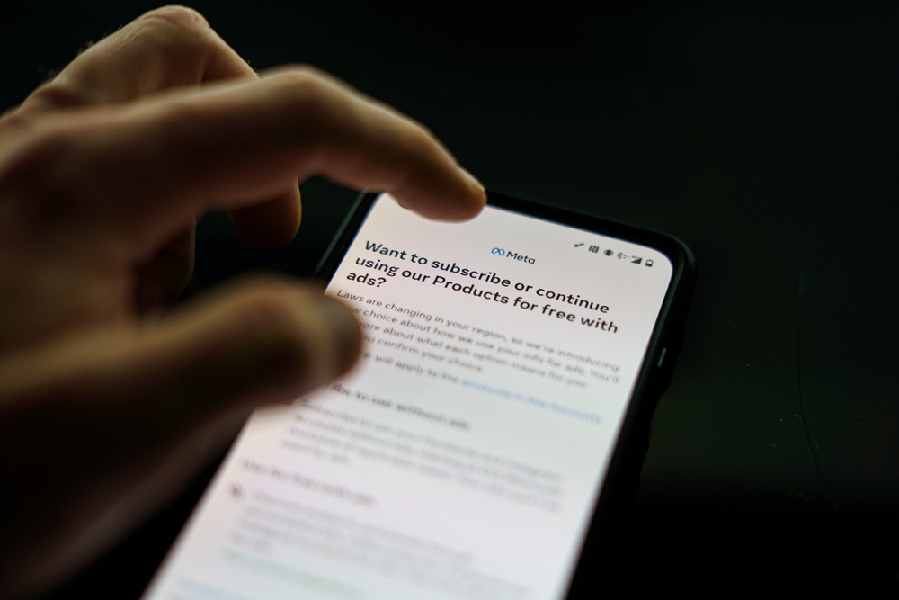 EU data protection body says Meta's 'pay or OK' model is not OK | Euractiv