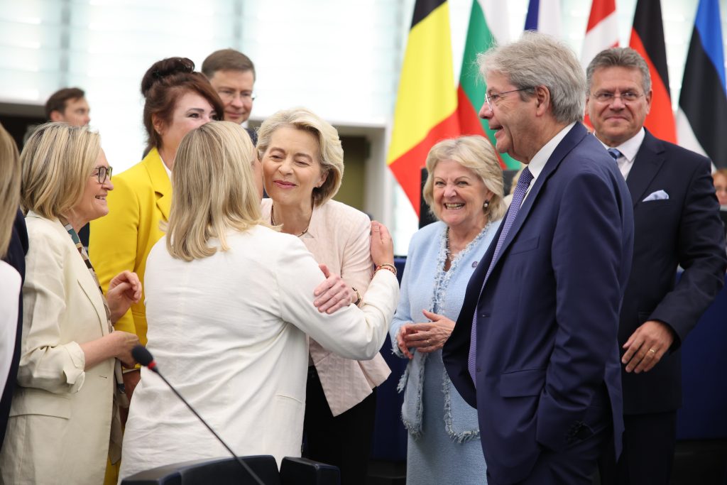Von der Leyen: Yes to climate action, clean industry, no to nature ...