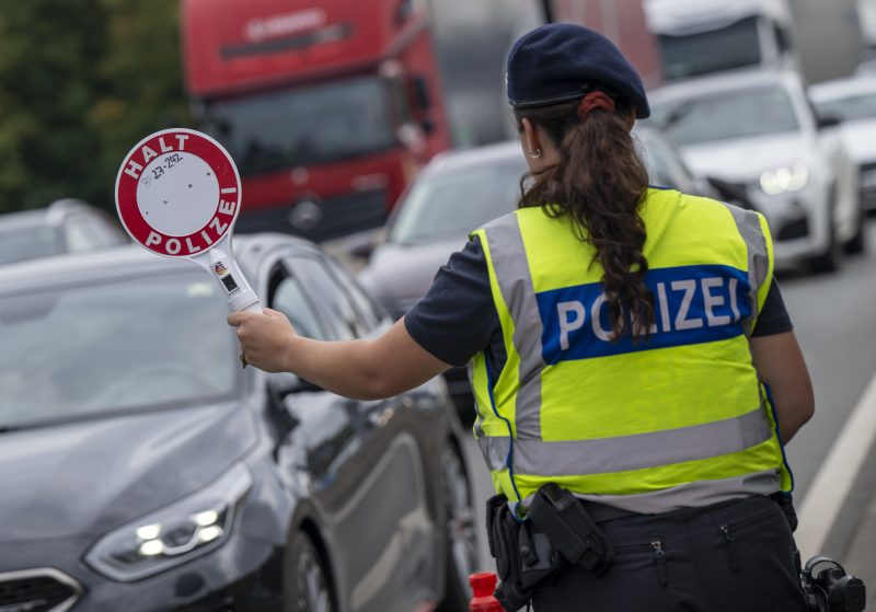 Germany promises 'no long traffic jams' as flexible border checks start ...