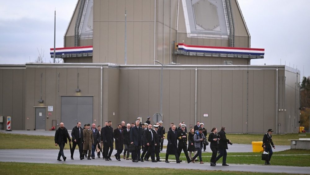 Poland hails opening of US missile base as sign of its security | Euractiv