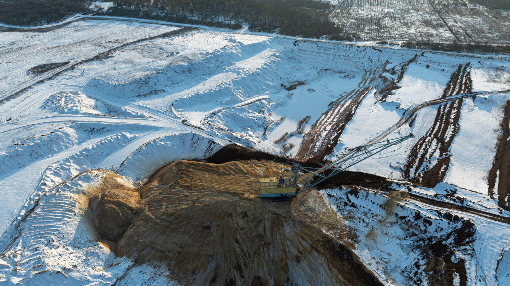 Ukraine's resources mostly hard to access or needed at home | Euractiv