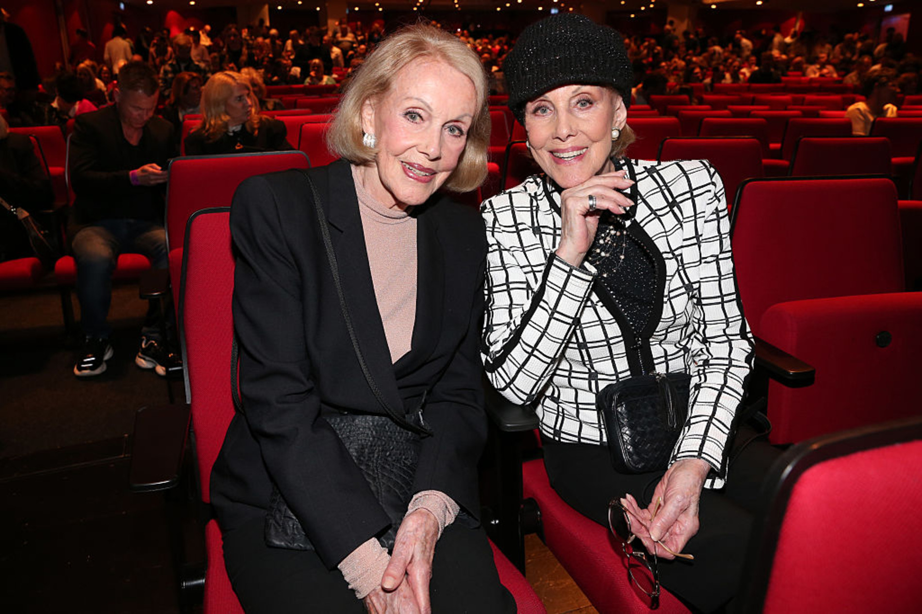 Assisted suicide of famous German twins sparks fierce debate | Euractiv