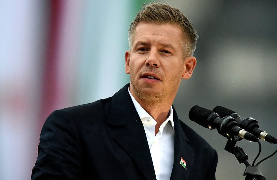 Hungary’s first health minister since 2010 dances into office | Euractiv