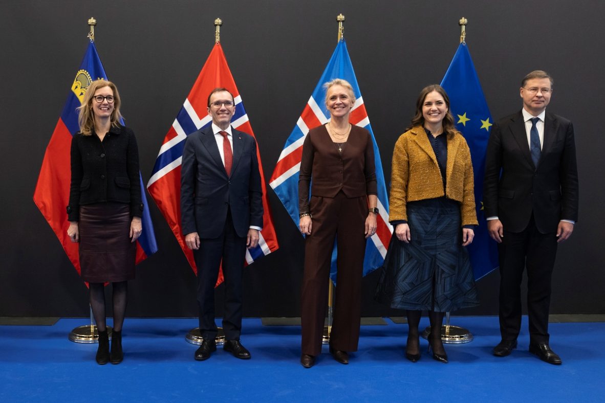 Trump’s ambitions in Greenland push Iceland closer to the EU | Euractiv