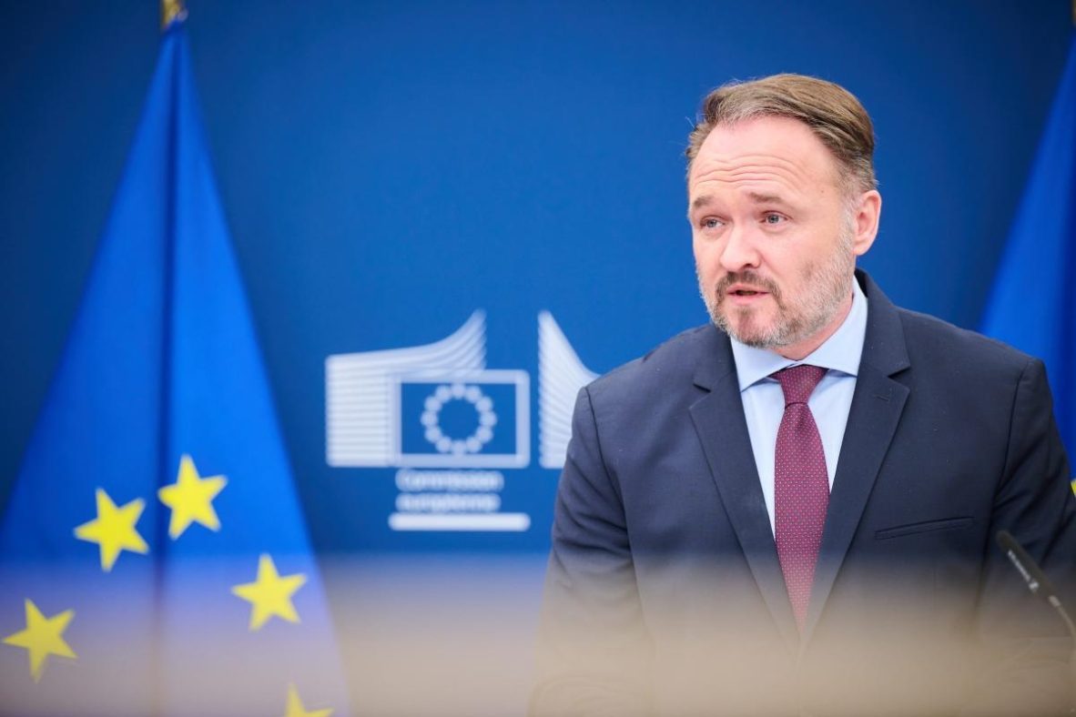 ANALYSIS: The race to avert a homemade European energy crisis | Euractiv
