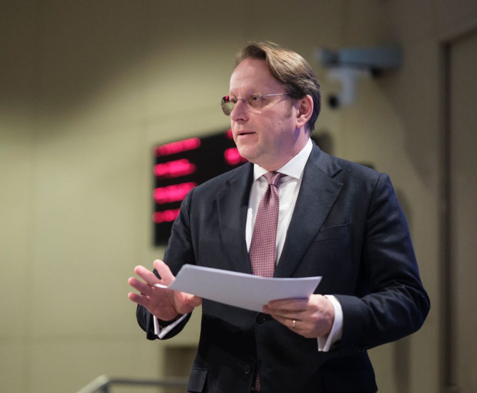 Várhelyi wants rethink of EU animal disease strategy to protect food ...