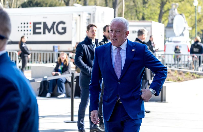 Booing the wrong America | Euractiv