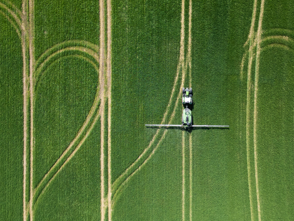 Cyprus faces crunch time to reach compromise on pesticide rules | Euractiv