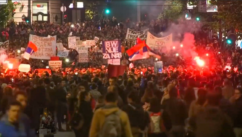 Serbs continue to protest election outcome | Euractiv