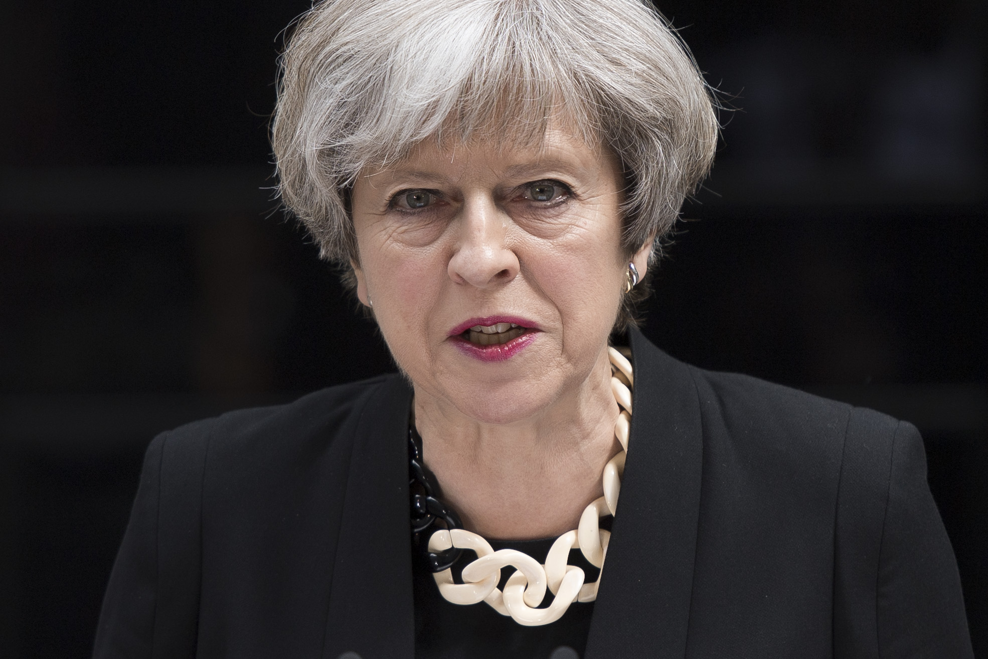 'Enough is enough' May says after London attack | Euractiv