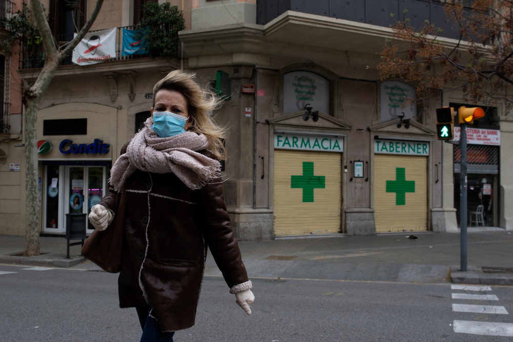 Infections increase in Spain despite new restrictions | Euractiv