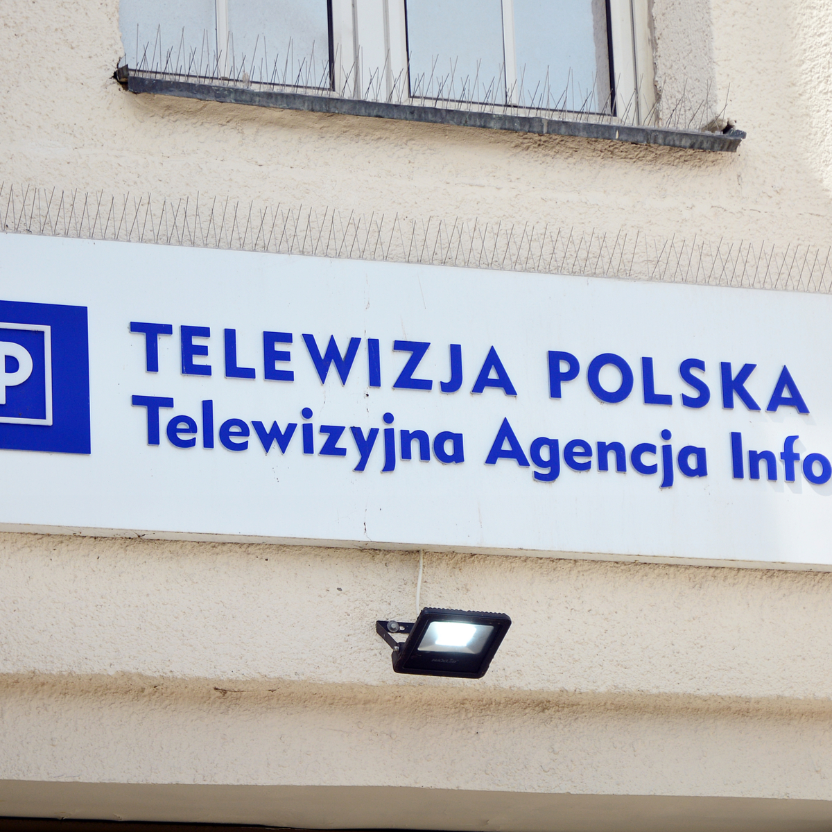Poland’s most-watched news programme uses Netflix series to call ...