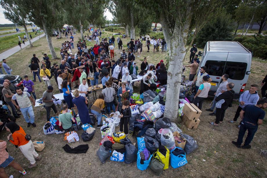 Dutch asylum application backlog close to 2015 migration crisis levels ...