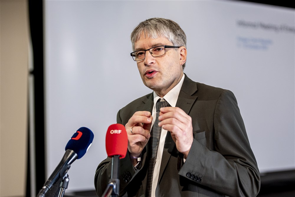 Germany asks EU to rein in Twitter | Euractiv