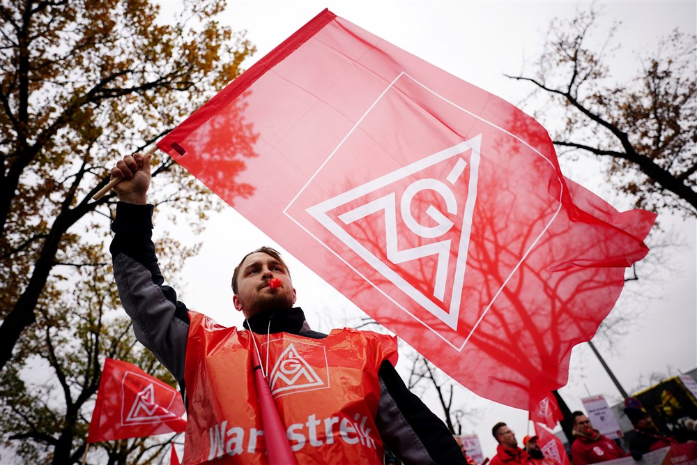 Germany’s largest trade union wants 4-day work week | Euractiv