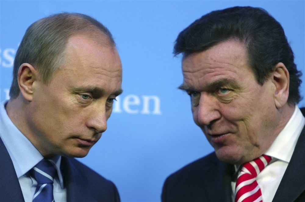 German ex-chancellor Schröder can stay in party despite Putin ties ...