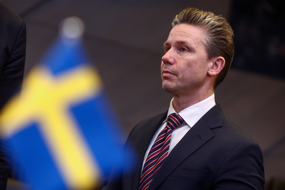 Sweden adopts controversial US military cooperation agreement | Euractiv