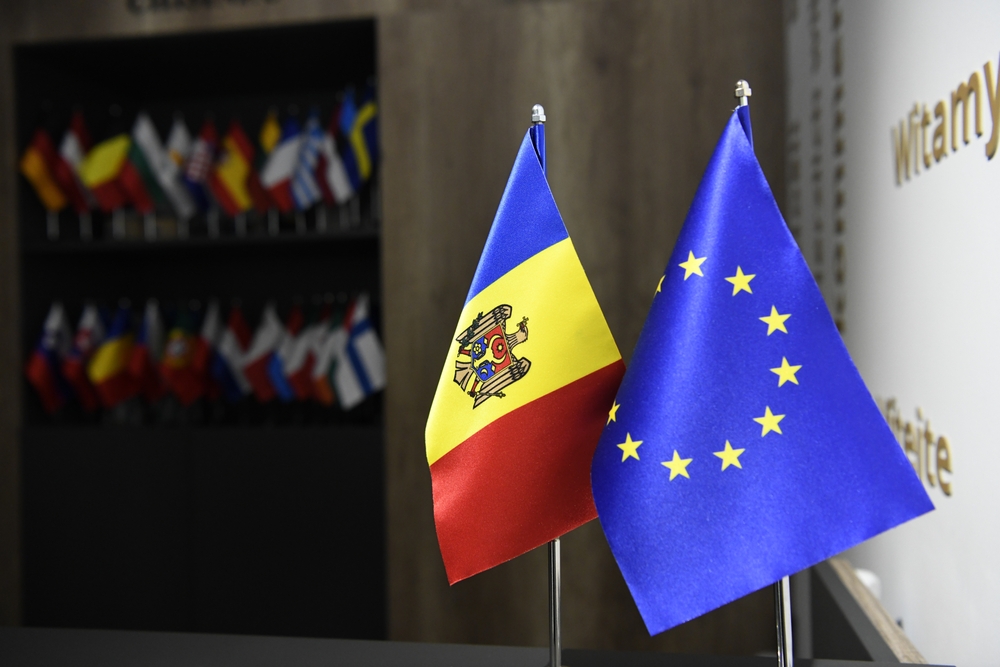 Moldova in search of experts for EU talks after massive migration ...