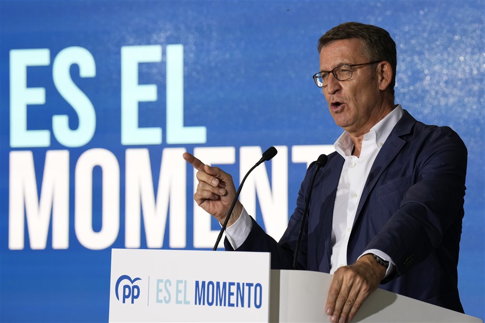 Spanish left accuses PP of lying in debate; regrets harsh tone | Euractiv