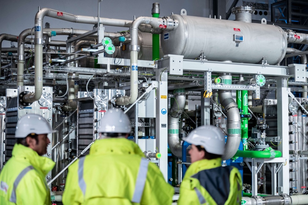 Unions issue 'urgent' call for EU industrial policy to respect workers ...